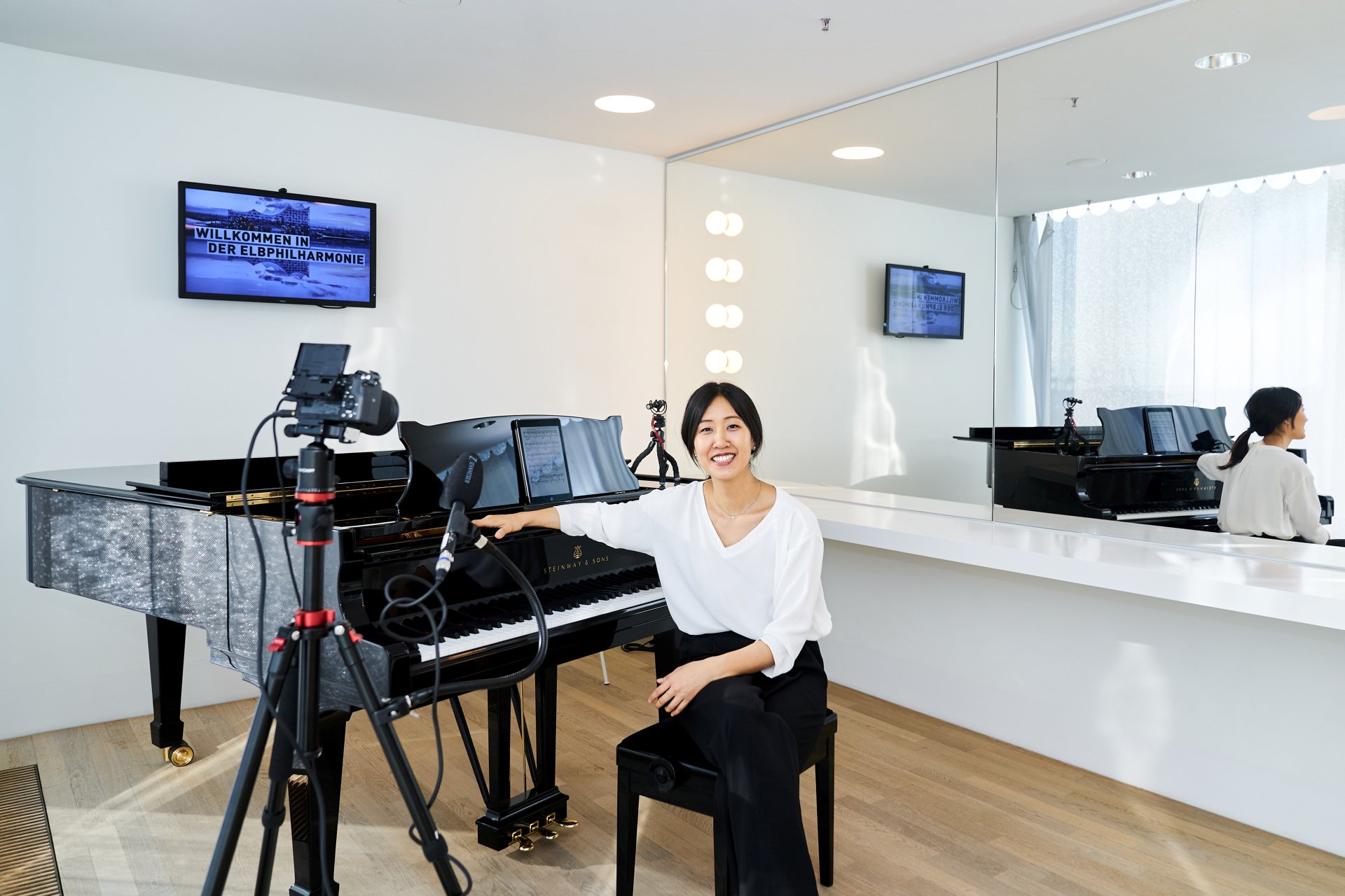 Creator in Residence: Nahre Sol - Elbphilharmonie Mediathek
