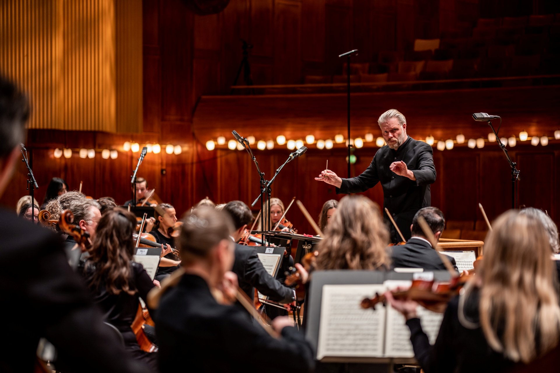 Sa, 29.3.2025 - Copenhagen Philharmonic Orchestra - Elbphilharmonie ...