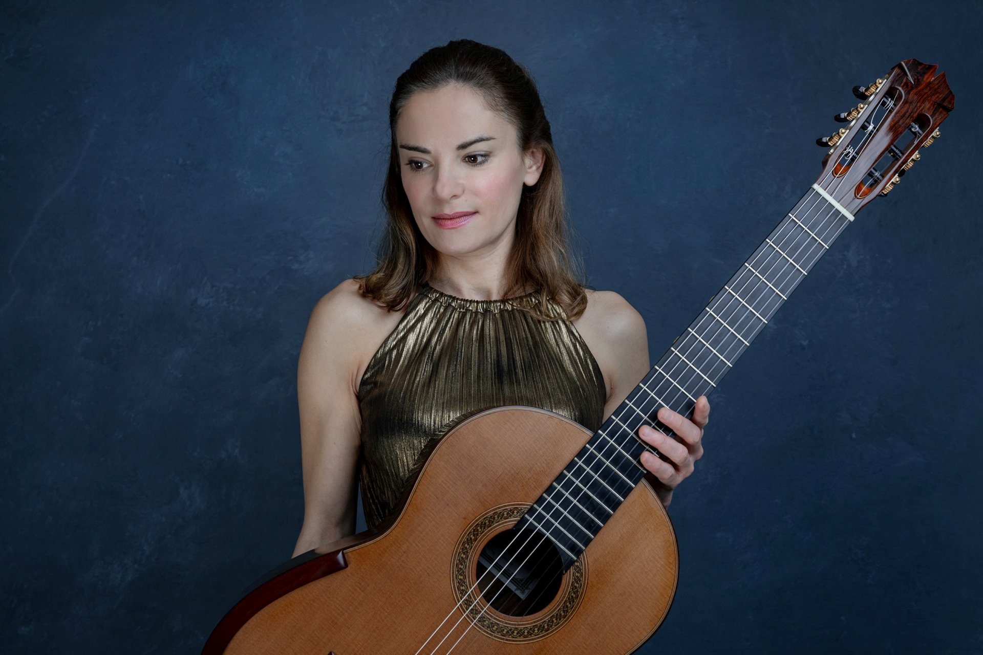 Fri, 1 Nov 2024 - Ana Vidovic, guitar - Elbphilharmonie Hamburg ...