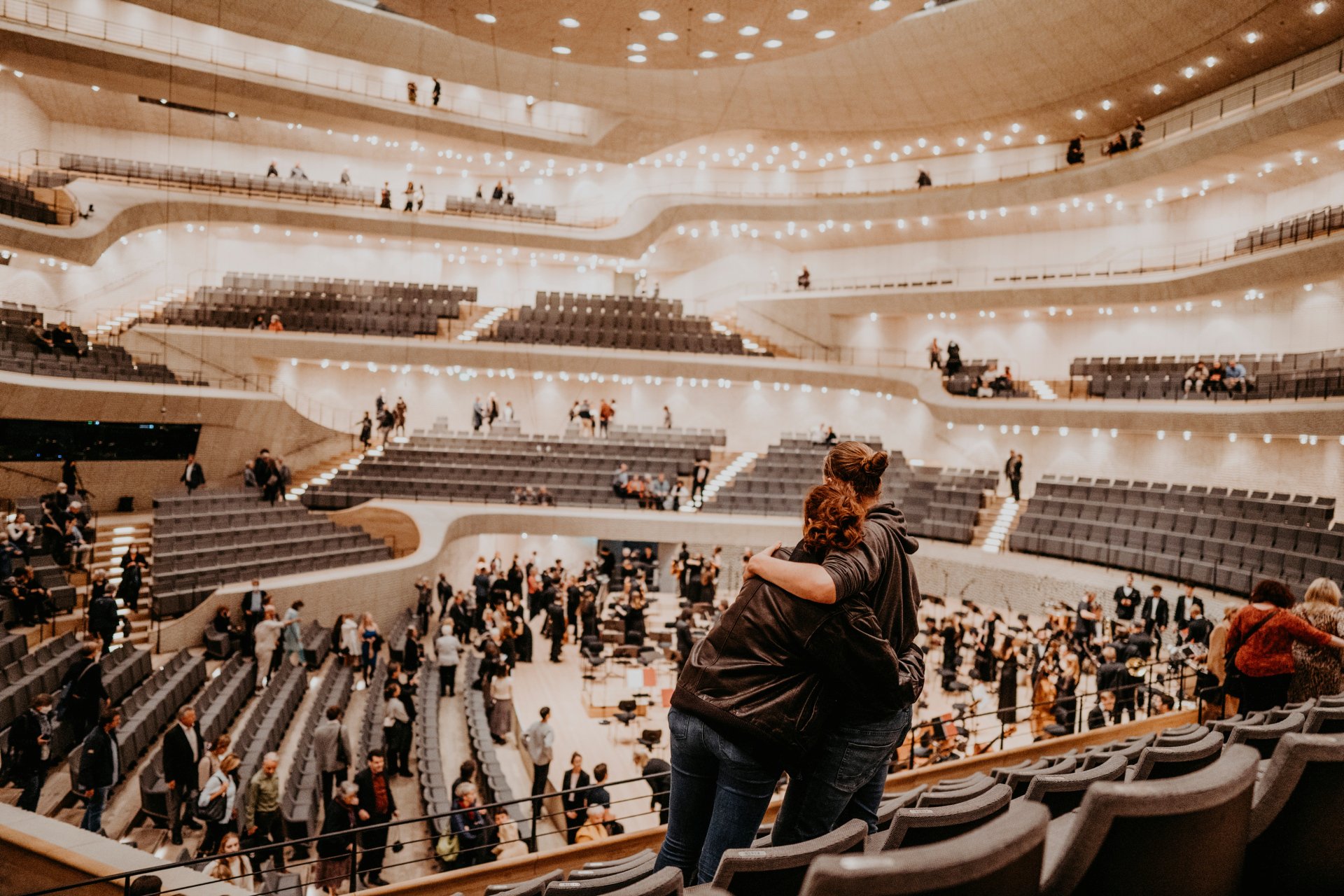 Wissenswertes zum Konzertbesuch - Elbphilharmonie Mediathek